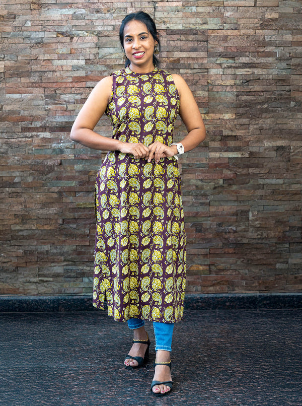 Halter Wine – ARIYAA